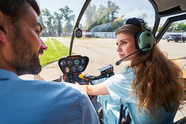 Flying Experiences | Flying Lessons | UK