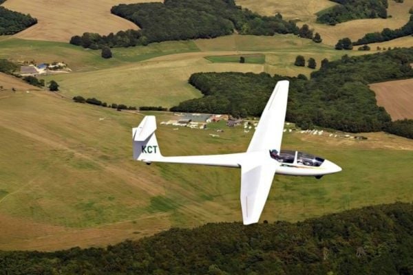 Summer's Hottest Flying Experiences for Youngsters | Blog